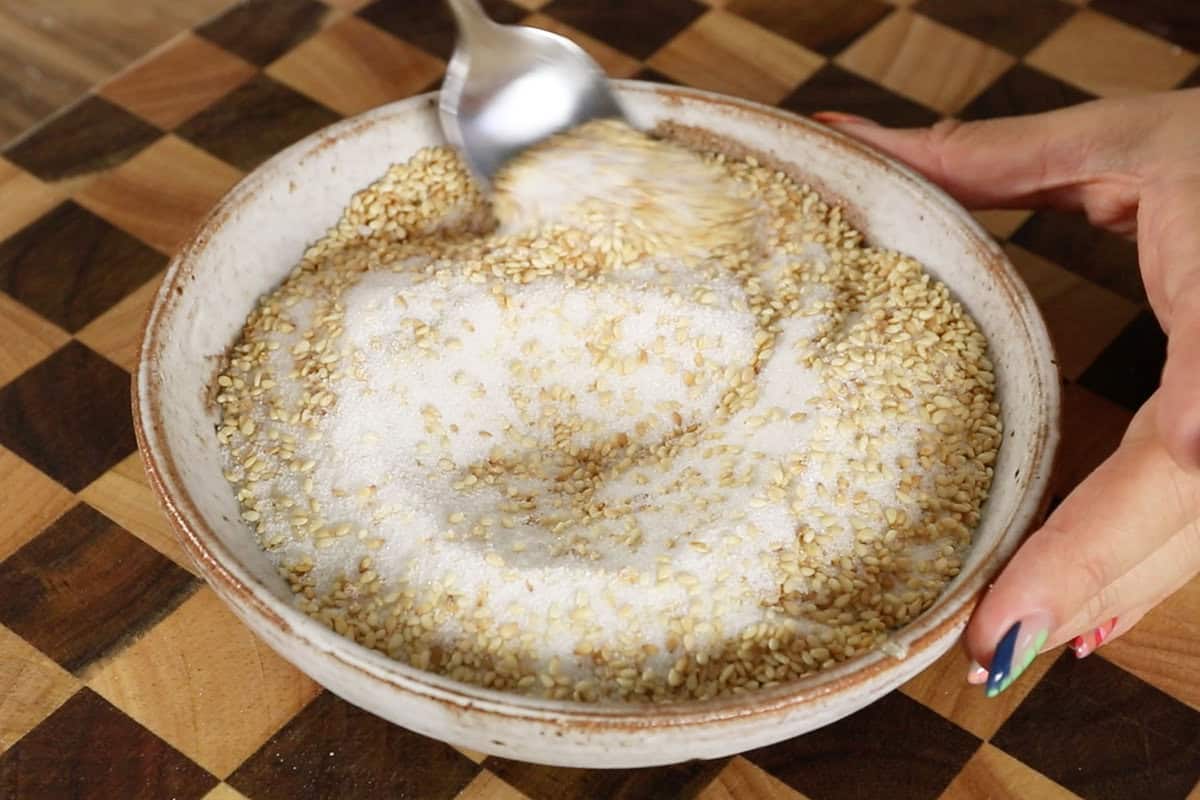 Easy Palitaw Recipe (Sweet Filipino Rice Cake) (4-Ingredients!) - Sweet Simple Vegan